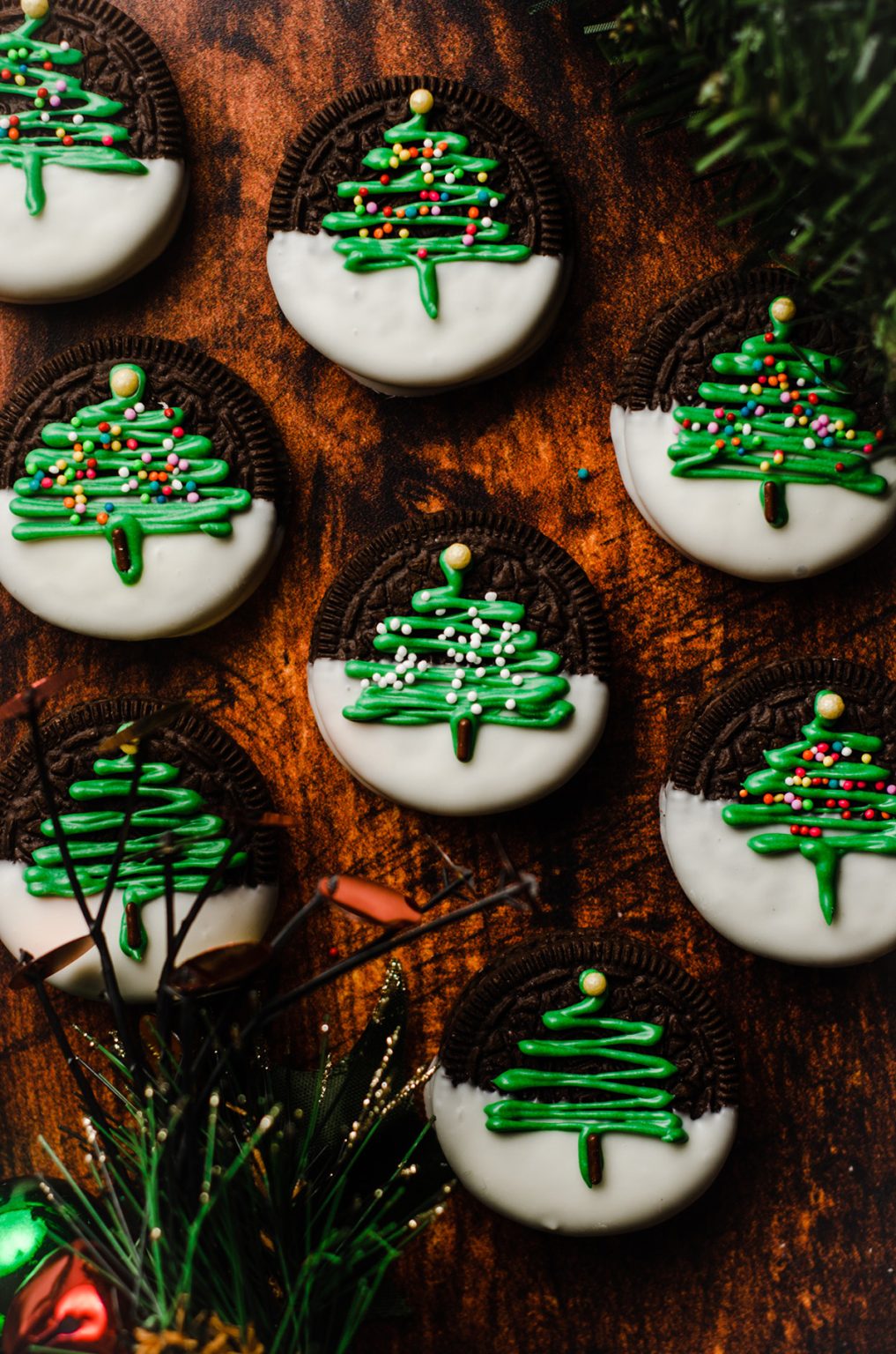 Christmas Oreos - Fresh April Flours