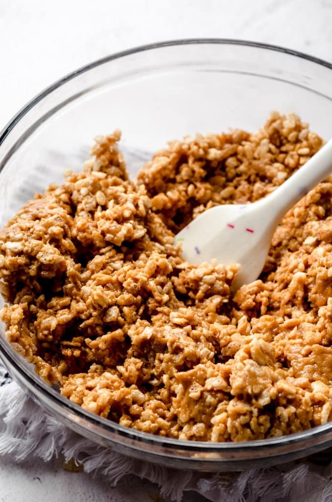 Chewy Scotcharoos - Fresh April Flours