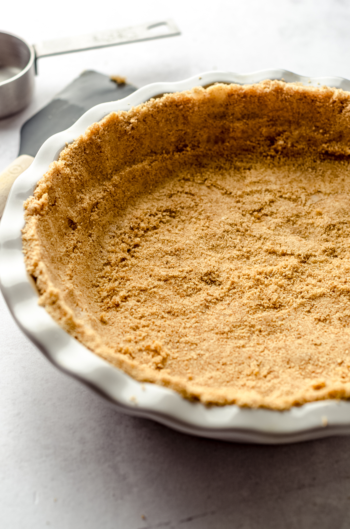 Easy Pumpkin Pie Recipe with Graham Cracker Crust - Fresh April Flours